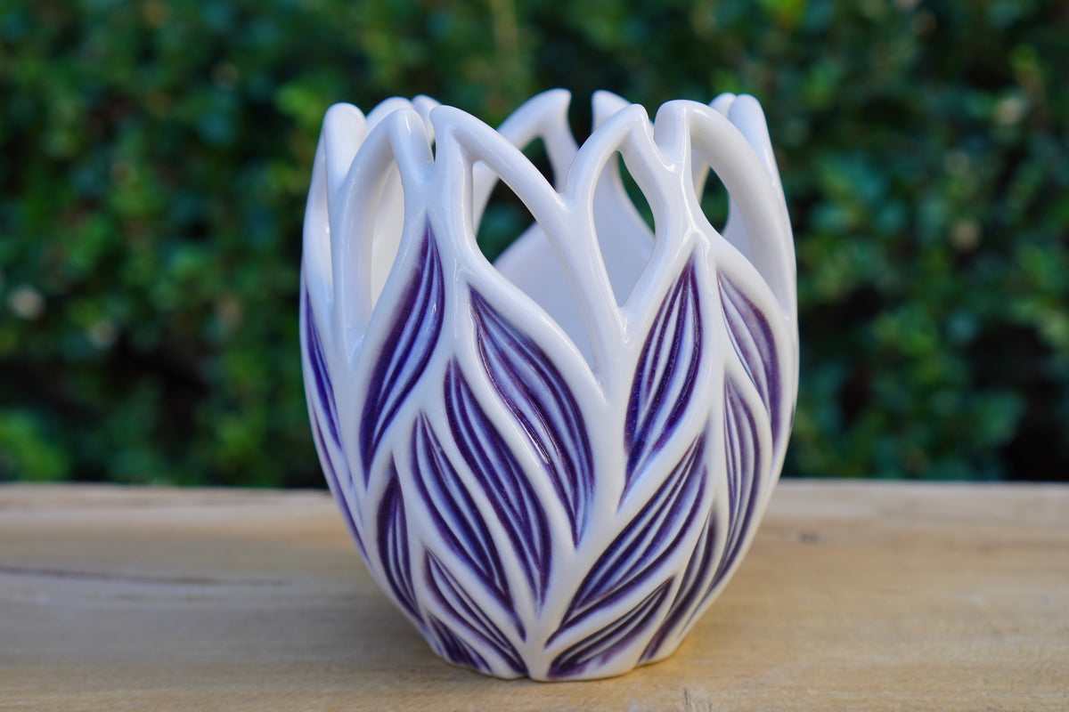 002 Leaf Luminary with Stormy Blue Leaves – Quigley Ceramics